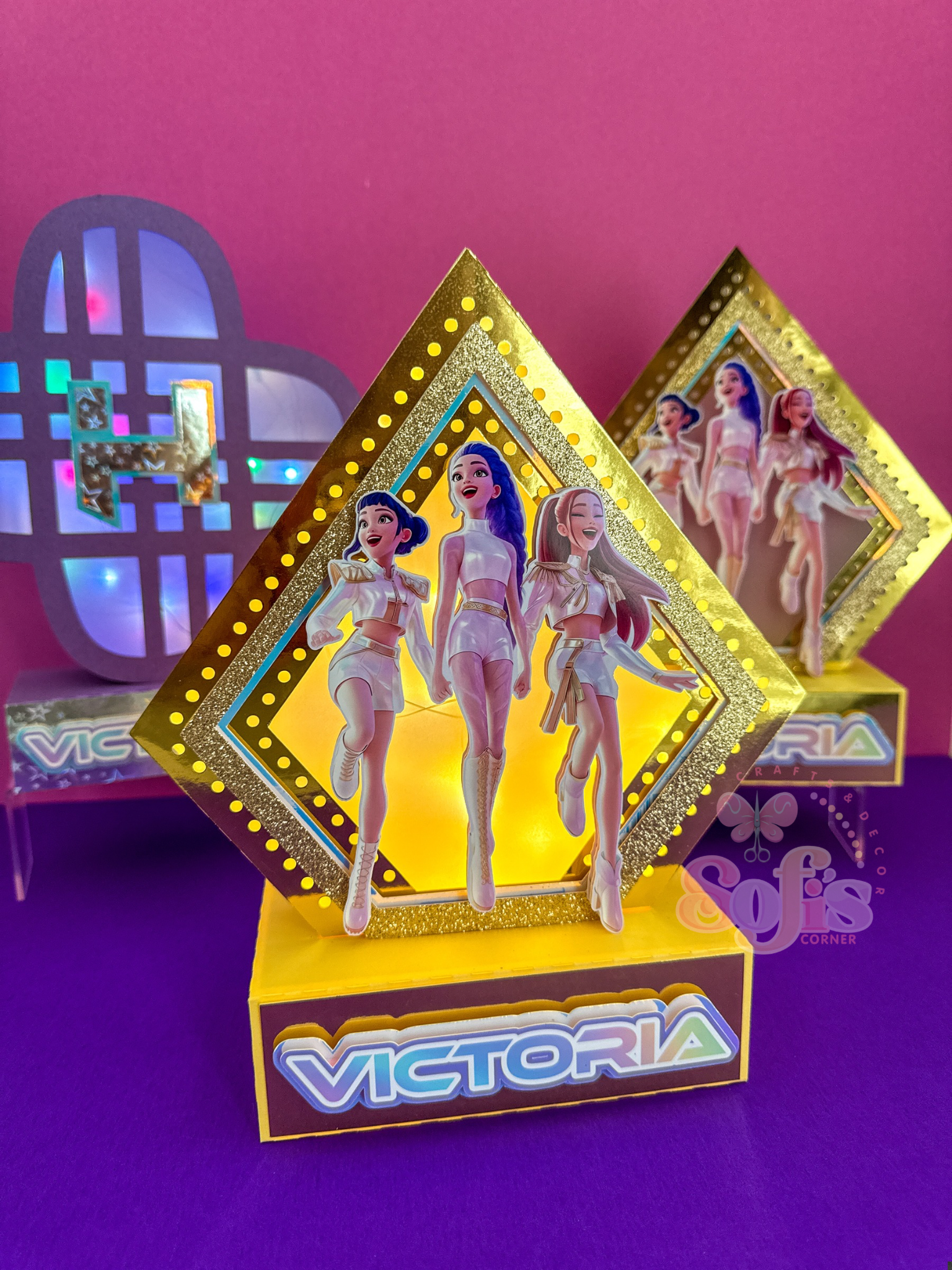 Huntrix Golden Stage Centerpiece from KPop Demon Hunters | Sofi's ...
